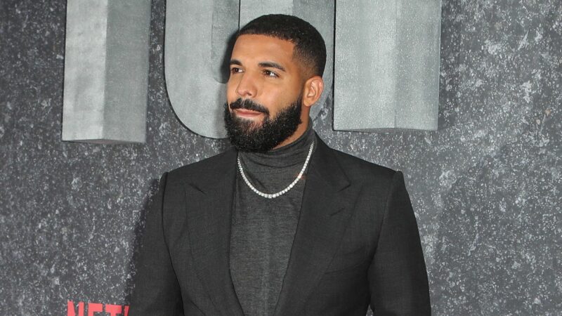 Drake place 7 paris psychotiques sur le Super Bowl - Buzznews