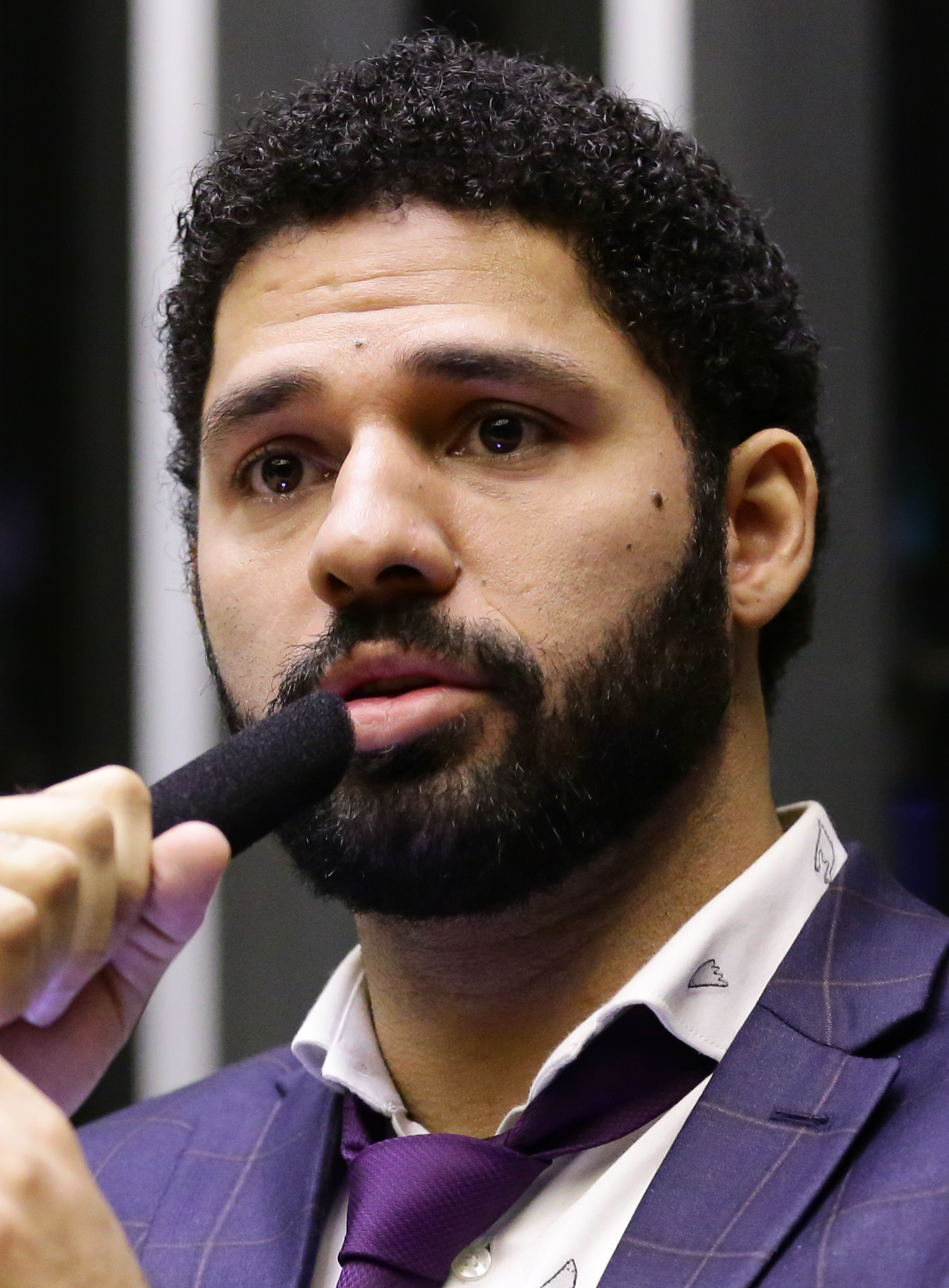 Le politicien vedette David Miranda meurt à 37 ans au Brésil - Buzznews