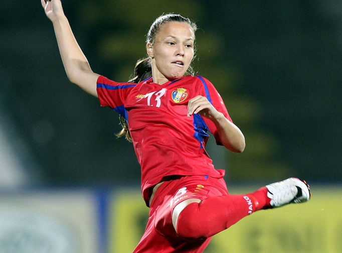 La footballeuse Violeta Mitul meurt à 26 ans - Buzznews