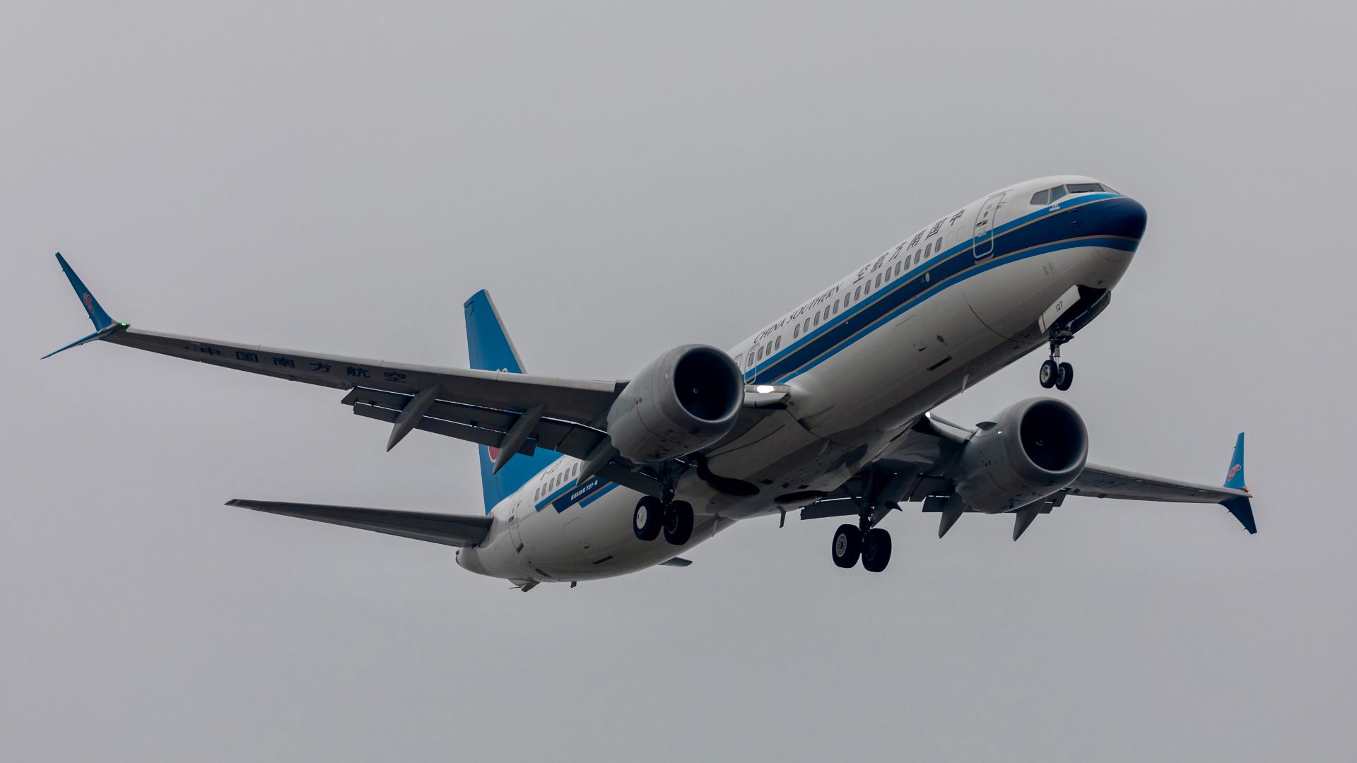 L’accident d’Alaska Airlines entraîne l’immobilisation des Boeing 737 ...